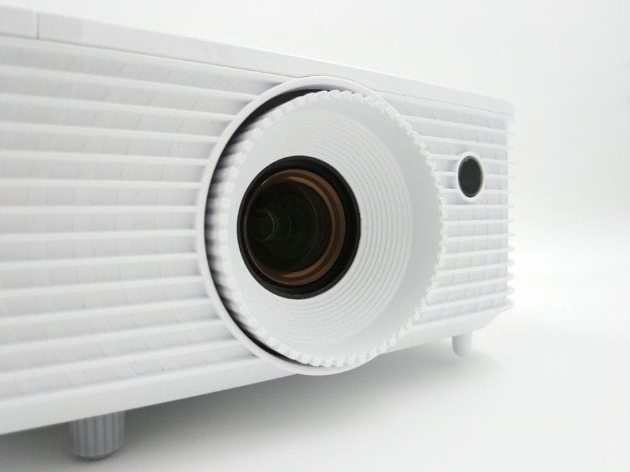 Optoma HD27 Testbericht - DLP Heimkino-Projektor