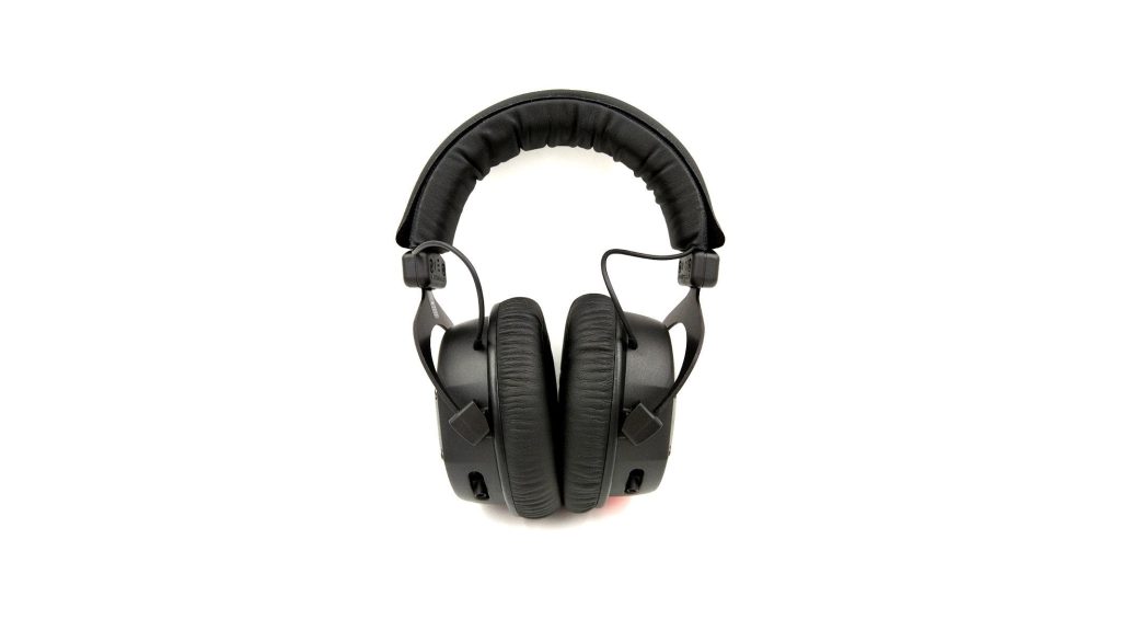 beyerdynamic CUSTOM Game Test - gaming headset