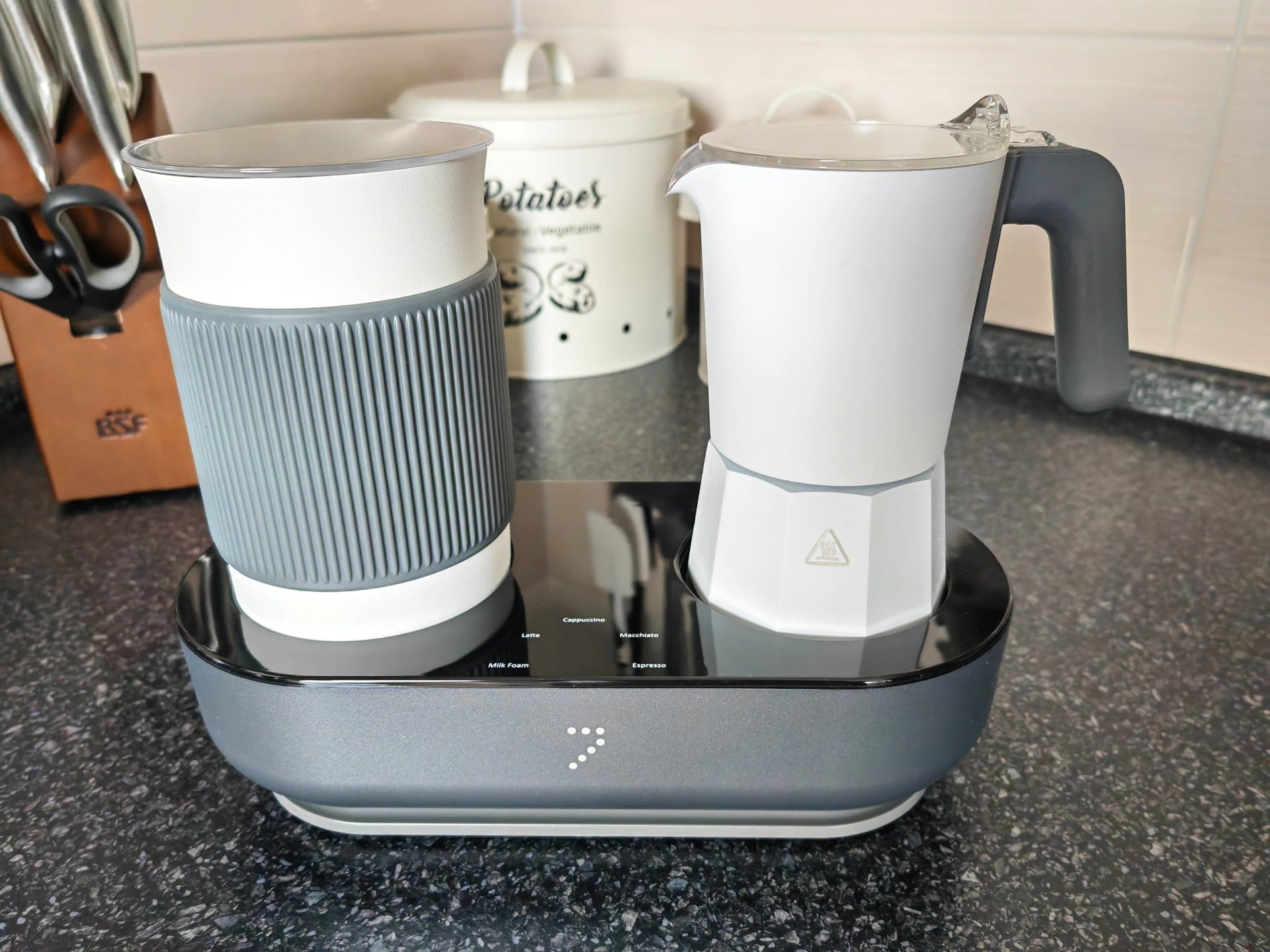 SEVEN&ME Kaffeemaschine im Test - Elektronische Mokkakanne und ...