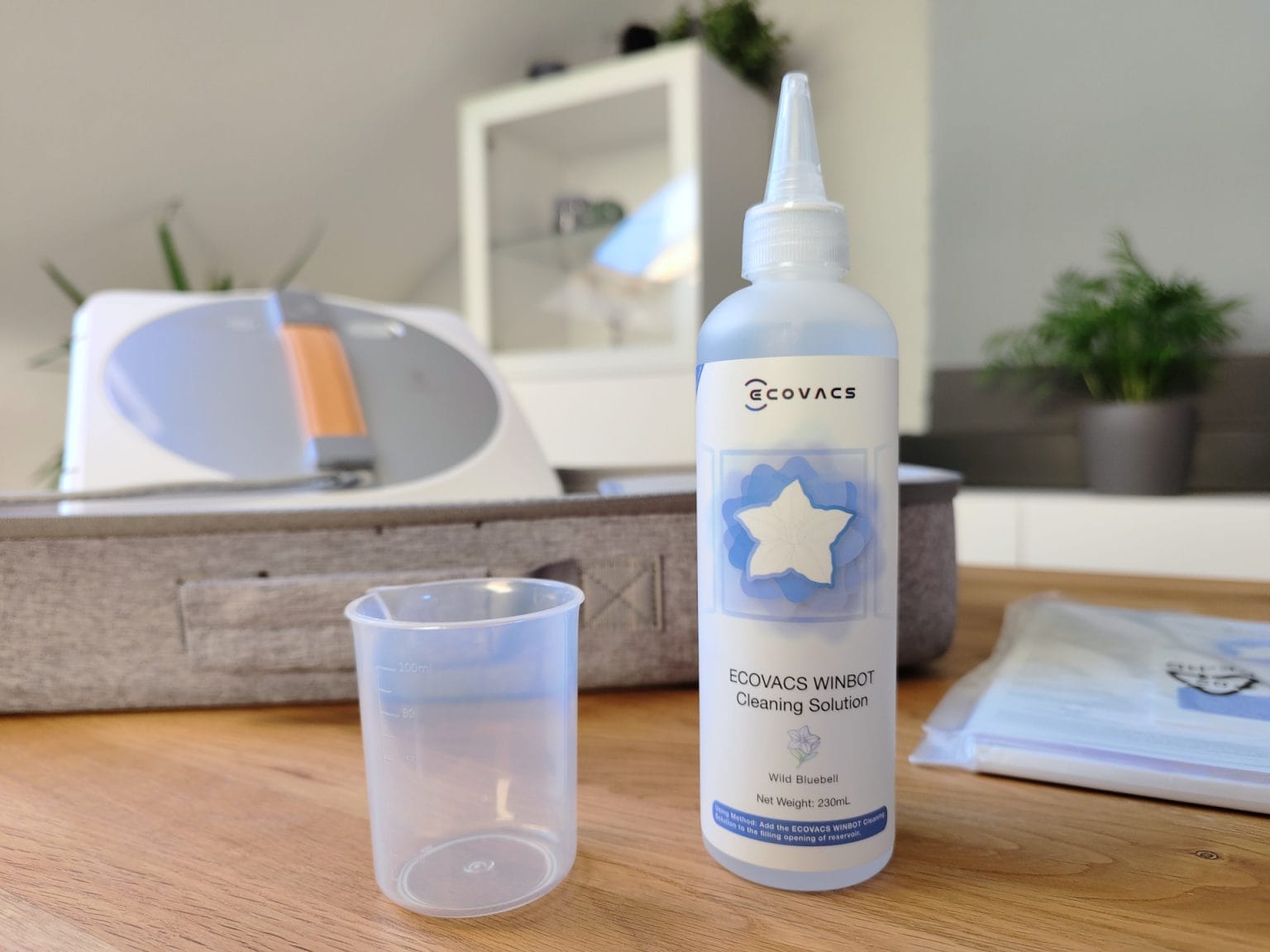 ECOVACS WINBOT W1 Pro Review - the window cleaning robot really makes ...