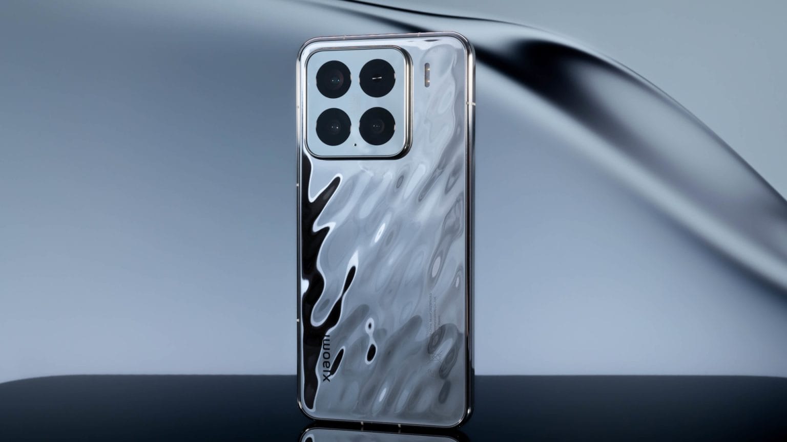 Xiaomi 15 im Test - Kompakt, glänzend und überraschend stark