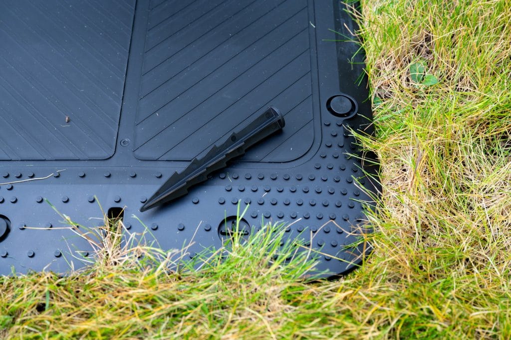 Sunseeker V3 review – Simply park and start mowing